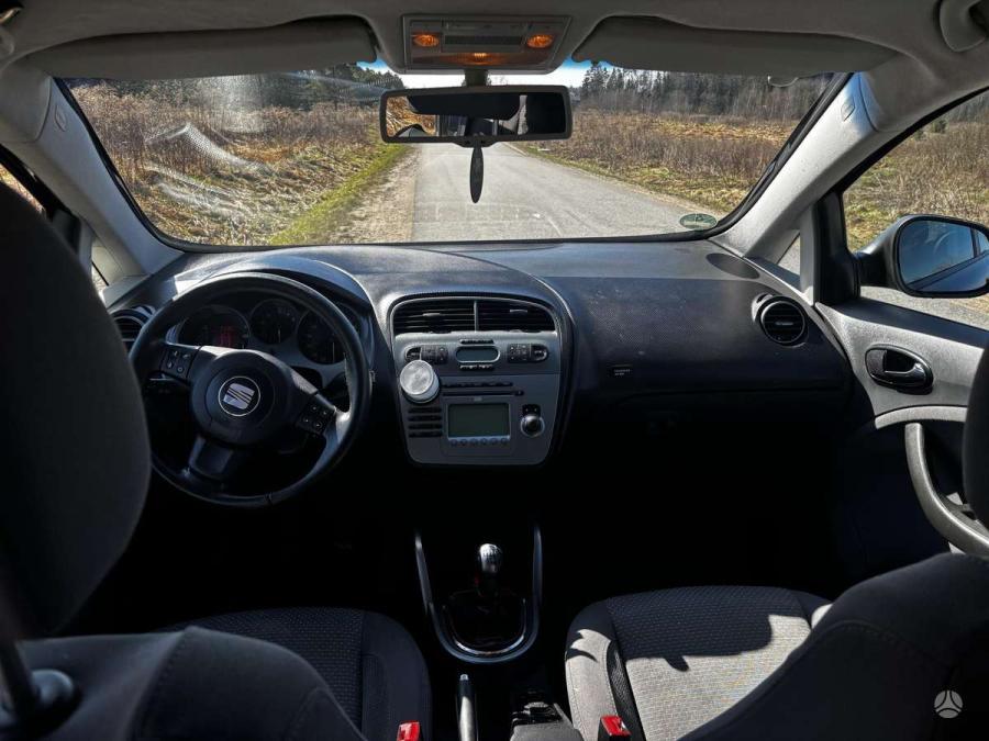 Pelēks SEAT Altea XL 2008 Viļņa, ar dzinēja tilpumu 1.80 L un nobraukumu 168 tūkst. km par 1950 €, foto 6 vietnē AUTOMOTO.COM.LV