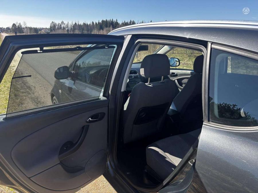 Pelēks SEAT Altea XL 2008 Viļņa, ar dzinēja tilpumu 1.80 L un nobraukumu 168 tūkst. km par 1950 €, foto 8 vietnē AUTOMOTO.COM.LV