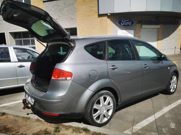 SEAT Altea XL 2008 Viļņa vietnē Pelēks SEAT Altea XL 2008 Viļņa, ar dzinēja tilpumu 1.90 L un nobraukumu 289 tūkst. km par 3450 €, foto 3 vietnē AUTOMOTO.COM.LV