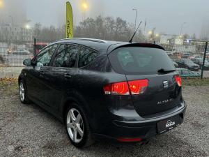 Pelēks SEAT Altea XL 2010 Viļņa, ar dzinēja tilpumu 1.40 L un nobraukumu 175 tūkst. km par 2800 €, foto 3 vietnē AUTOMOTO.COM.LV