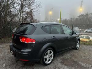 Pelēks SEAT Altea XL 2010 Viļņa, ar dzinēja tilpumu 1.40 L un nobraukumu 175 tūkst. km par 2800 €, foto 7 vietnē AUTOMOTO.COM.LV