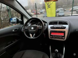 Pelēks SEAT Altea XL 2010 Viļņa, ar dzinēja tilpumu 1.40 L un nobraukumu 175 tūkst. km par 2800 €, foto 18 vietnē AUTOMOTO.COM.LV