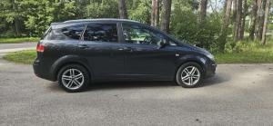 Grey SEAT Altea XL 2010 in Ukmerge, with an engine capacity of 1.90 L and mileage of 316 thousand km for 3000 €, photo 6 on AUTOMOTO.COM.LV