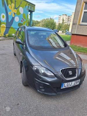 Grey SEAT Altea XL 2010 in Kaunas, with an engine capacity of 1.60 L and mileage of 250 thousand km for 2200 €, photo 3 on AUTOMOTO.COM.LV