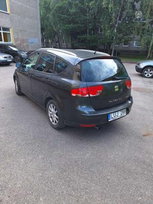 Grey SEAT Altea XL 2010 in Kaunas, with an engine capacity of 1.60 L and mileage of 250 thousand km for 2200 €, photo 5 on AUTOMOTO.COM.LV