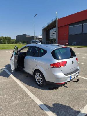 Pelēks SEAT Altea XL 2010 Prienai, ar dzinēja tilpumu 1.40 L un nobraukumu 234 tūkst. km par 2500 €, foto 5 vietnē AUTOMOTO.COM.LV