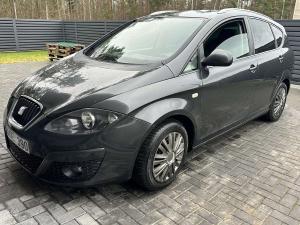 Grey SEAT Altea XL 2012 in Vilnius, with an engine capacity of 1.60 L and mileage of 260 thousand km for 2900 €, photo 2 on AUTOMOTO.COM.LV