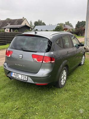Pelēks SEAT Altea XL 2012 Marijampole, ar dzinēja tilpumu 1.97 L un nobraukumu 221 tūkst. km par 4300 €, foto 5 vietnē AUTOMOTO.COM.LV
