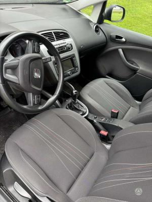 Pelēks SEAT Altea XL 2012 Marijampole, ar dzinēja tilpumu 1.97 L un nobraukumu 221 tūkst. km par 4300 €, foto 11 vietnē AUTOMOTO.COM.LV