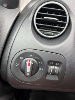 Pelēks SEAT Altea XL 2012 Marijampole, ar dzinēja tilpumu 1.97 L un nobraukumu 221 tūkst. km par 4300 €, foto 13 vietnē AUTOMOTO.COM.LV