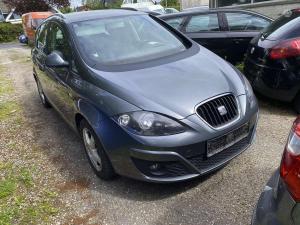 Pelēks SEAT Altea XL 2012 Marijampole, ar dzinēja tilpumu 1.60 L un nobraukumu 292 tūkst. km par 2900 €, foto 3 vietnē AUTOMOTO.COM.LV