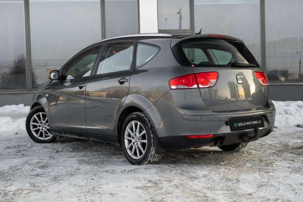 Pelēks SEAT Altea XL 2013 Viļņa, ar dzinēja tilpumu 1.97 L un nobraukumu 240 tūkst. km par 5200 €, foto 3 vietnē AUTOMOTO.COM.LV