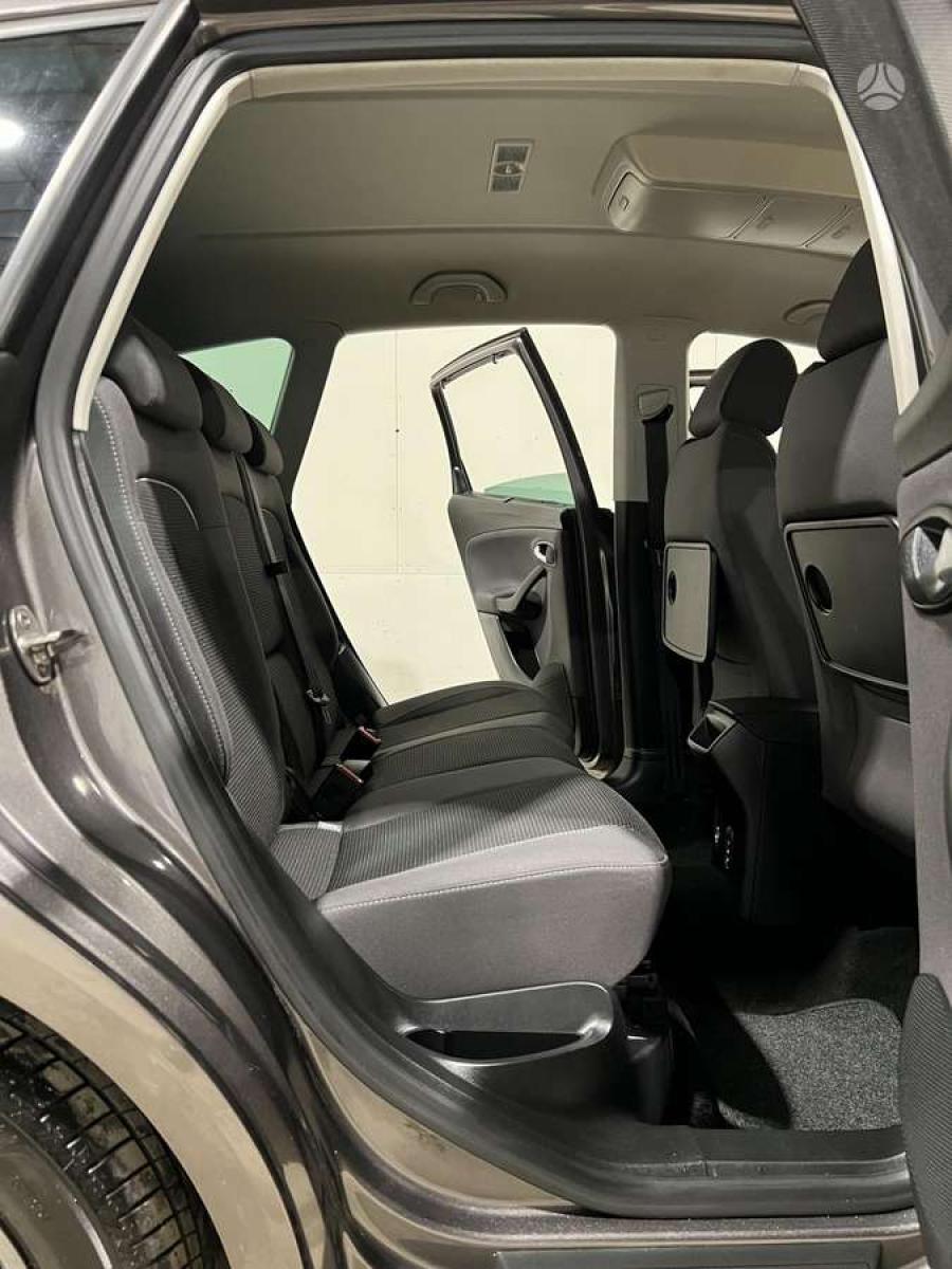Pelēks SEAT Altea XL 2015 Klaipėda, ar dzinēja tilpumu 1.60 L un nobraukumu 199 tūkst. km par 6900 €, foto 11 vietnē AUTOMOTO.COM.LV