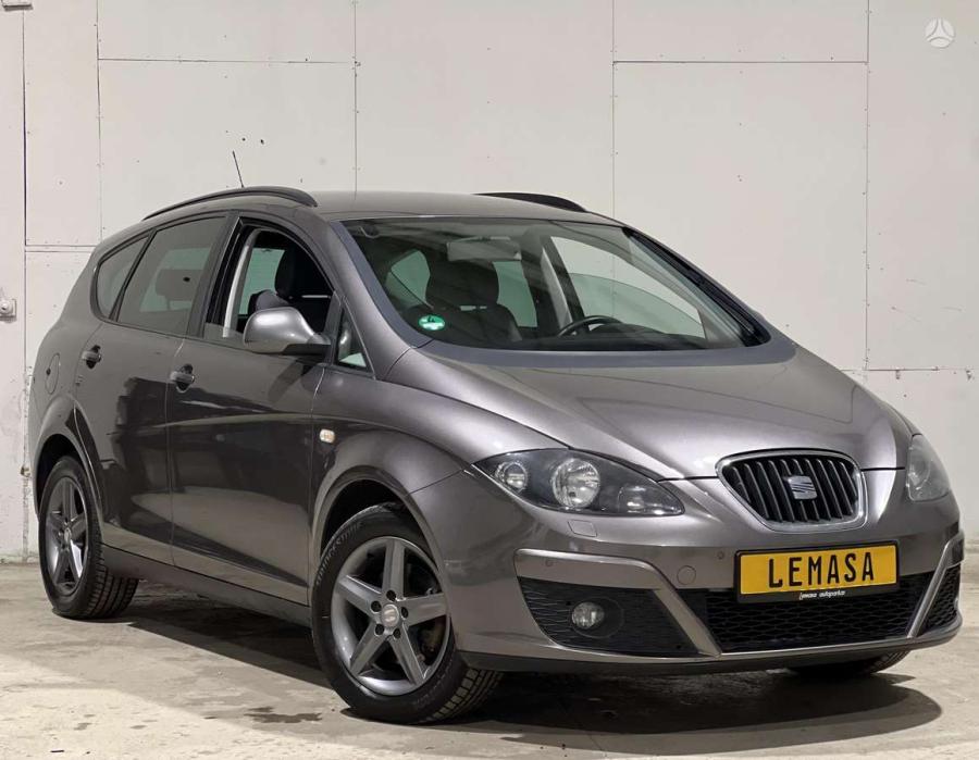 Pelēks SEAT Altea XL 2015 Klaipėda, ar dzinēja tilpumu 1.60 L un nobraukumu 199 tūkst. km par 6900 €, foto 15 vietnē AUTOMOTO.COM.LV