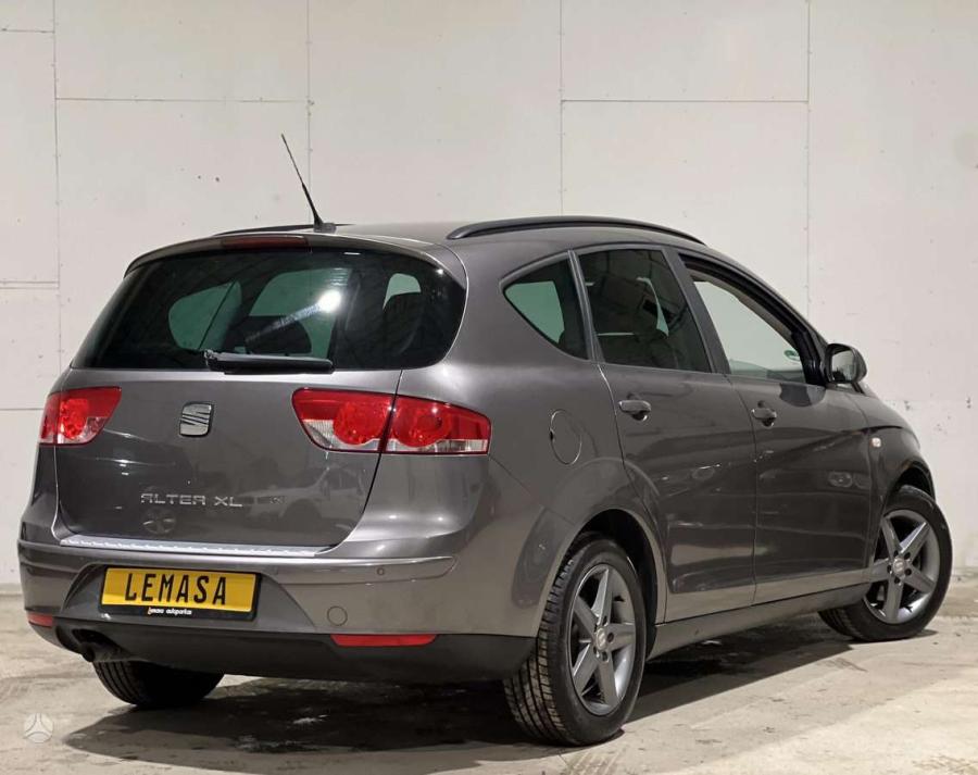 Pelēks SEAT Altea XL 2015 Klaipėda, ar dzinēja tilpumu 1.60 L un nobraukumu 199 tūkst. km par 6900 €, foto 20 vietnē AUTOMOTO.COM.LV