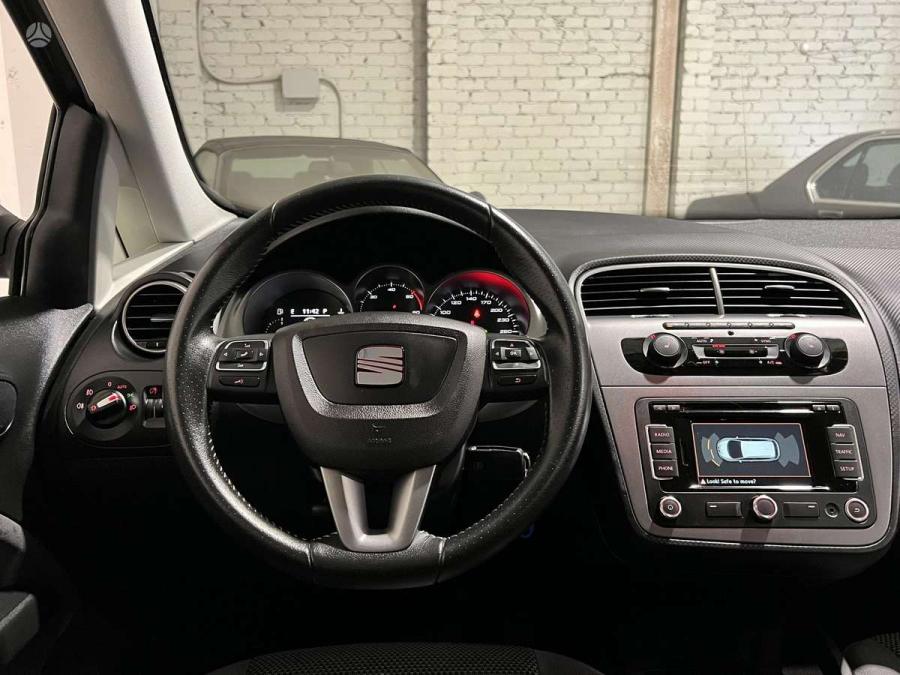 Pelēks SEAT Altea XL 2015 Klaipėda, ar dzinēja tilpumu 1.60 L un nobraukumu 199 tūkst. km par 6900 €, foto 21 vietnē AUTOMOTO.COM.LV
