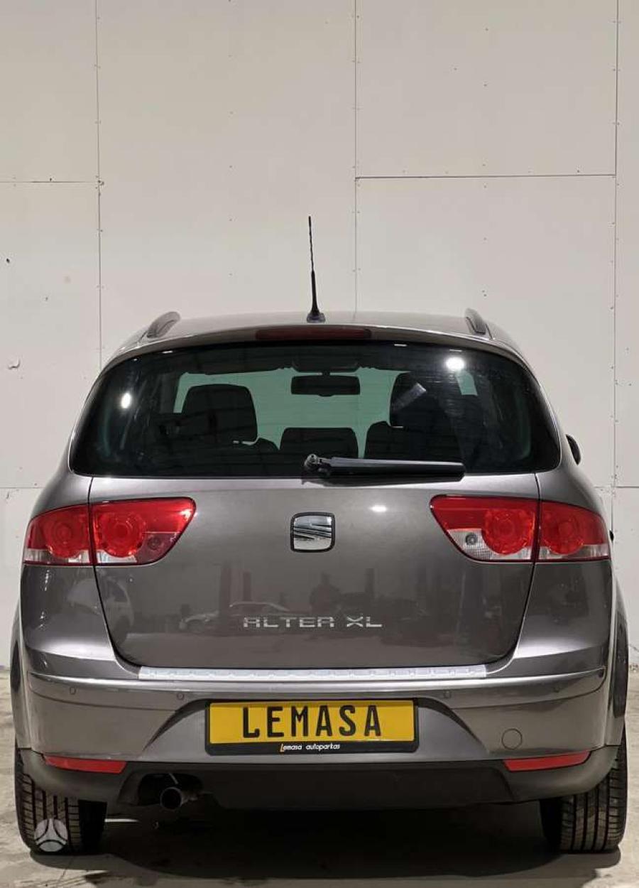 Pelēks SEAT Altea XL 2015 Klaipėda, ar dzinēja tilpumu 1.60 L un nobraukumu 199 tūkst. km par 6900 €, foto 28 vietnē AUTOMOTO.COM.LV