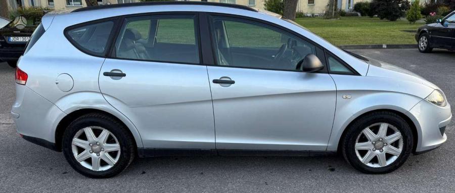 Pelēks SEAT Altea XL 2007 Kauņa, ar dzinēja tilpumu 1.90 L un nobraukumu 292 tūkst. km par 1599 €, foto 4 vietnē AUTOMOTO.COM.LV