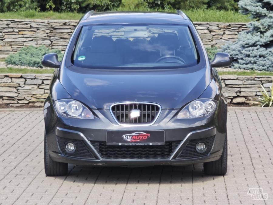 Grey SEAT Altea XL 2009 in Vilnius, with an engine capacity of 1.40 L and mileage of 237 thousand km for 3300 €, photo 4 on AUTOMOTO.COM.LV
