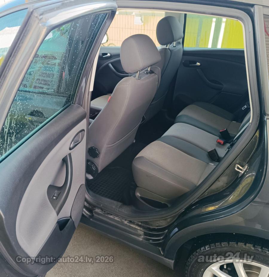 Pelēks SEAT Altea XL 2011 Tartu, ar dzinēja tilpumu 1.60 L un nobraukumu 398 tūkst. km par 3500 €, foto 9 vietnē AUTOMOTO.COM.LV