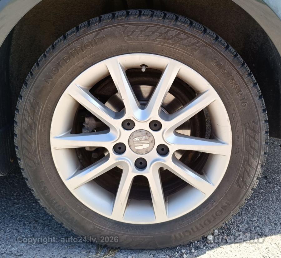 Pelēks SEAT Altea XL 2011 Tartu, ar dzinēja tilpumu 1.60 L un nobraukumu 398 tūkst. km par 3500 €, foto 15 vietnē AUTOMOTO.COM.LV