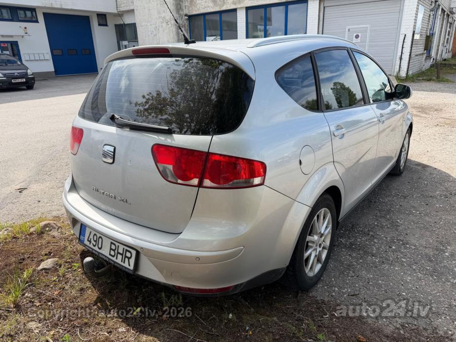 Pelēks SEAT Altea XL 2012 Tallina, ar dzinēja tilpumu 2.00 L un nobraukumu 280 tūkst. km par 3500 €, foto 5 vietnē AUTOMOTO.COM.LV