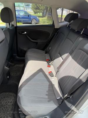 Pelēks SEAT Altea XL 2012 Tallina, ar dzinēja tilpumu 2.00 L un nobraukumu 280 tūkst. km par 3500 €, foto 8 vietnē AUTOMOTO.COM.LV