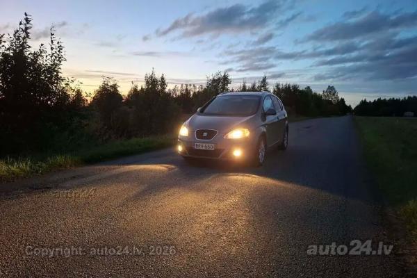 Pelēks SEAT Altea XL 2012 Tartu, ar dzinēja tilpumu 2.00 L un nobraukumu 367 tūkst. km par 2950 €, foto 1 vietnē AUTOMOTO.COM.LV