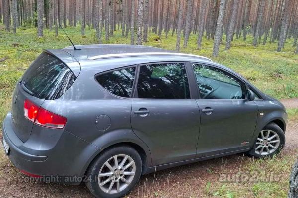 Pelēks SEAT Altea XL 2012 Tartu, ar dzinēja tilpumu 2.00 L un nobraukumu 367 tūkst. km par 2950 €, foto 6 vietnē AUTOMOTO.COM.LV