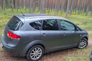 Pelēks SEAT Altea XL 2012 Tartu, ar dzinēja tilpumu 2.00 L un nobraukumu 367 tūkst. km par 2950 €, foto 6 vietnē AUTOMOTO.COM.LV