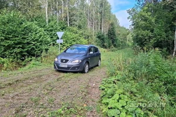 Pelēks SEAT Altea XL 2012 Tartu, ar dzinēja tilpumu 2.00 L un nobraukumu 367 tūkst. km par 2950 €, foto 11 vietnē AUTOMOTO.COM.LV
