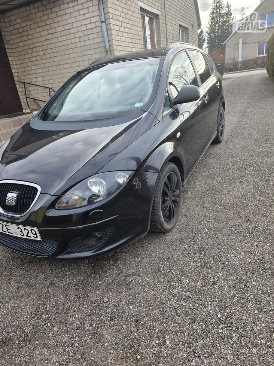 SEAT Altea XL 2008 in Vilkaviskis, with an engine capacity of 1.90 L and mileage of 303 thousand km for 1499 €, photo 9 on AUTOMOTO.COM.LV