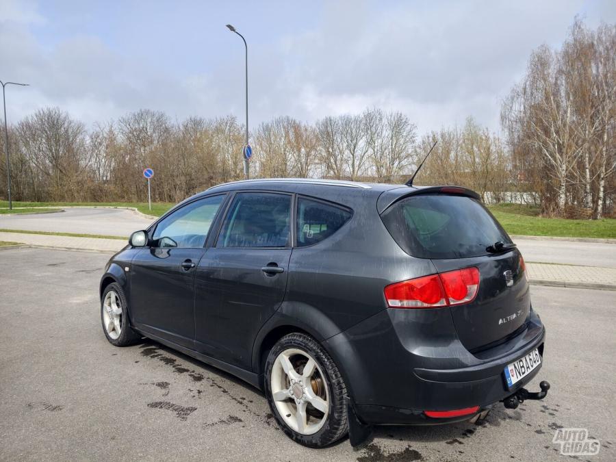 SEAT Altea XL 2008 in Kaunas, with an engine capacity of 2.00 L and mileage of 217 thousand km for 1698 €, photo 5 on AUTOMOTO.COM.LV