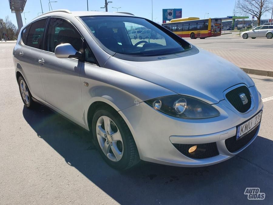 SEAT Altea XL 2006 in Siauliai, with an engine capacity of 2.00 L and mileage of 282 thousand km for 1850 €, photo 8 on AUTOMOTO.COM.LV