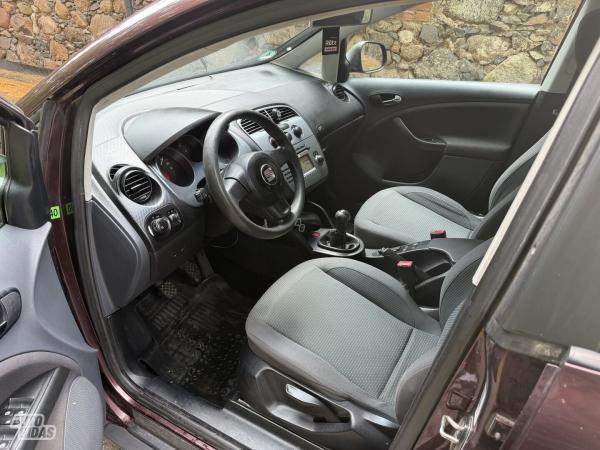 SEAT Altea XL 2006 Panevēža, ar dzinēja tilpumu 1.90 L un nobraukumu 377 tūkst. km par 1500 €, foto 9 vietnē AUTOMOTO.COM.LV