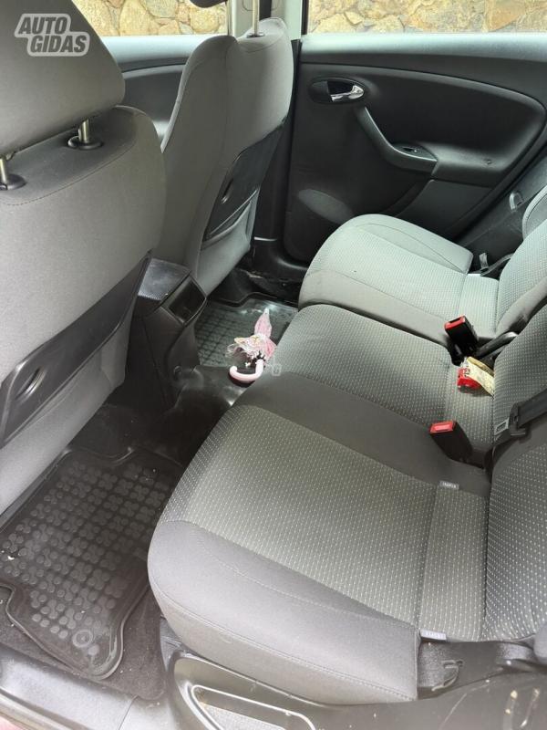 SEAT Altea XL 2006 Panevēža, ar dzinēja tilpumu 1.90 L un nobraukumu 377 tūkst. km par 1500 €, foto 10 vietnē AUTOMOTO.COM.LV