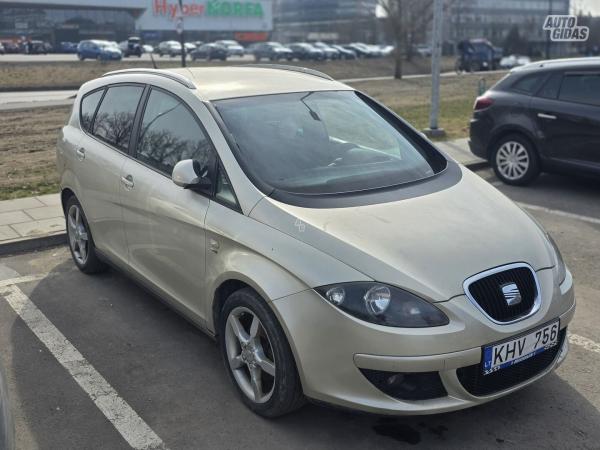 SEAT Altea XL 2007 Viļņa, ar dzinēja tilpumu 2.00 L un nobraukumu 300 tūkst. km par 900 €, foto 2 vietnē AUTOMOTO.COM.LV