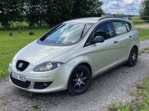 Сеат Altea XL 2007 в Шяуляй, объемом двигателя 1.90 л и пробегом 384 тыс. км за 1350 €, фото 4 на AUTOMOTO.COM.LV