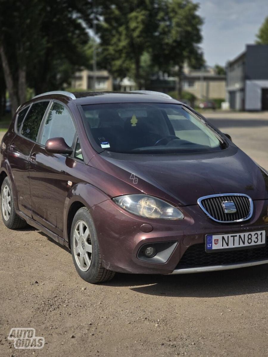 SEAT Altea XL 2007 in Silute, with an engine capacity of 2.00 L and mileage of 279 thousand km for 1200 €, photo 4 on AUTOMOTO.COM.LV