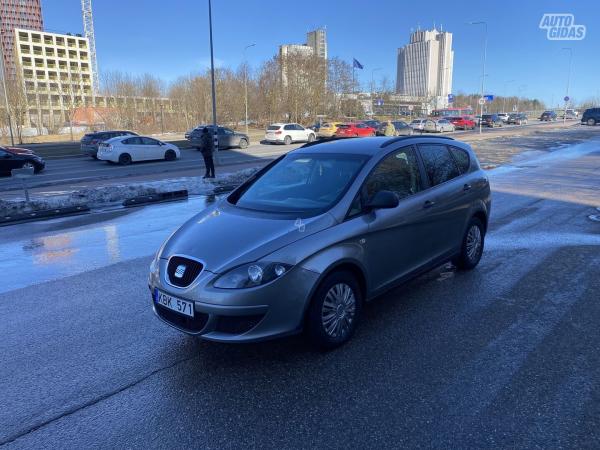 SEAT Altea XL 2008 in Vilnius, with an engine capacity of 1.90 L and mileage of 245 thousand km for 1500 €, photo 1 on AUTOMOTO.COM.LV