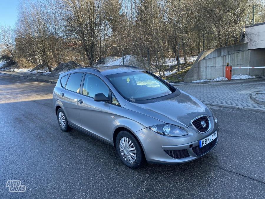 SEAT Altea XL 2008 in Vilnius, with an engine capacity of 1.90 L and mileage of 245 thousand km for 1390 €, photo 4 on AUTOMOTO.COM.LV