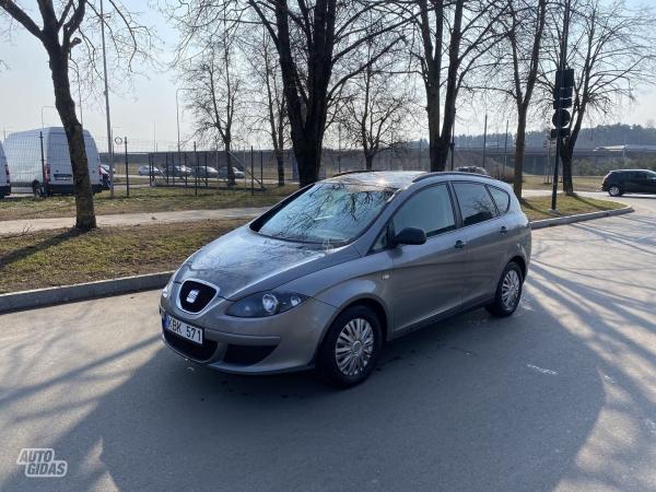 SEAT Altea XL 2008 in Vilnius, with an engine capacity of 1.90 L and mileage of 285 thousand km for 1390 €, photo 1 on AUTOMOTO.COM.LV