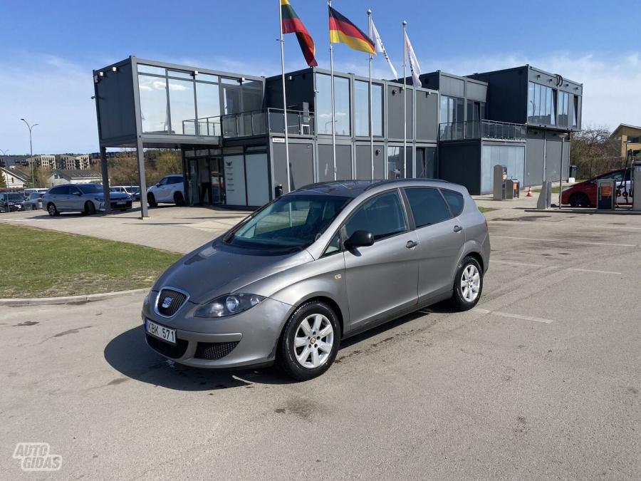 Сеат Altea XL 2008 в Вильнюс, объемом двигателя 1.90 л и пробегом 300 тыс. км за 1190 €, фото 1 на AUTOMOTO.COM.LV