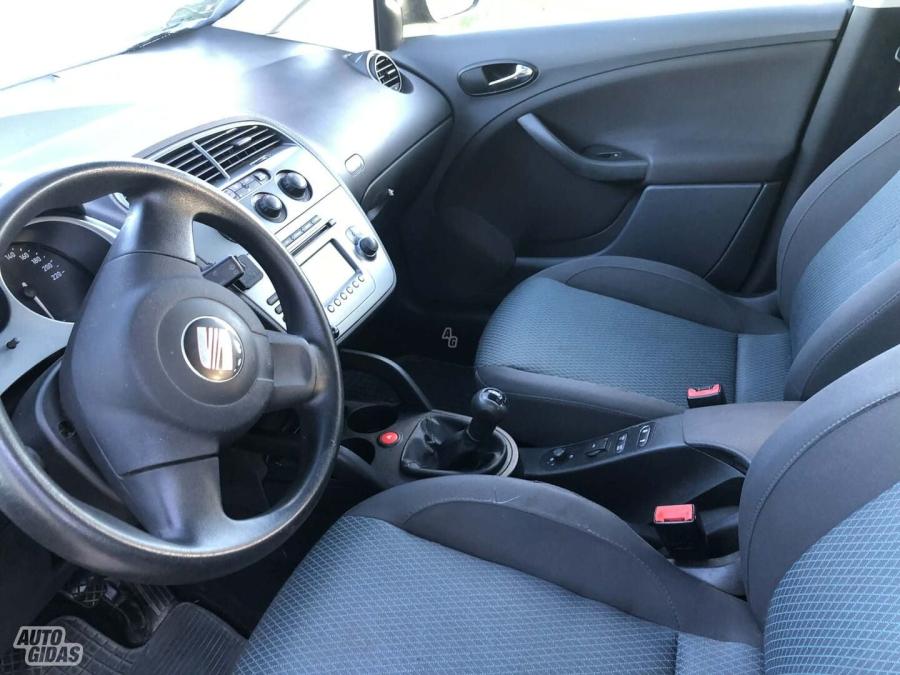 SEAT Altea XL 2008 in Raseiniai, with an engine capacity of 1.90 L and mileage of 237 thousand km for 1500 €, photo 8 on AUTOMOTO.COM.LV