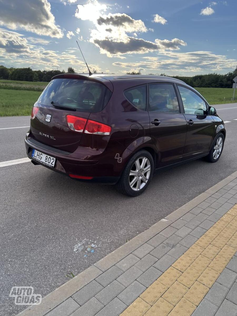 Сеат Altea XL 2008 в Кайшядорис, объемом двигателя 1.40 л и пробегом 250 тыс. км за 2300 €, фото 9 на AUTOMOTO.COM.LV