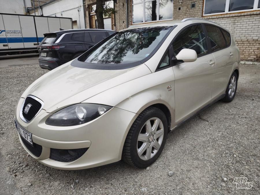 Сеат Altea XL 2008 в Шяуляй, объемом двигателя 2.00 л и пробегом 260 тыс. км за 1250 €, фото 1 на AUTOMOTO.COM.LV