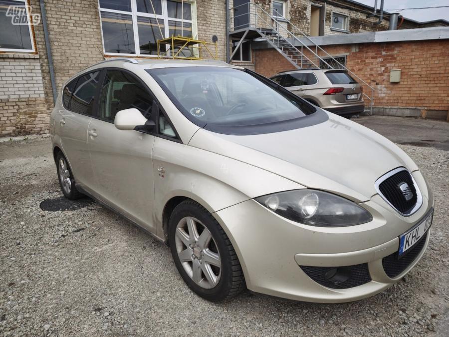 Сеат Altea XL 2008 в Шяуляй, объемом двигателя 2.00 л и пробегом 260 тыс. км за 1250 €, фото 3 на AUTOMOTO.COM.LV