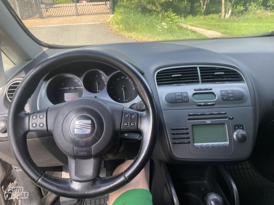 SEAT Altea XL 2008 Viļņa, ar dzinēja tilpumu 2.00 L un nobraukumu 358 tūkst. km par 1350 €, foto 14 vietnē AUTOMOTO.COM.LV