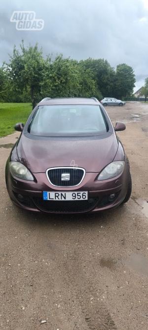 Сеат Altea XL 2008 в Ретавас, объемом двигателя 2.00 л и пробегом 327 тыс. км за 2000 €, фото 3 на AUTOMOTO.COM.LV