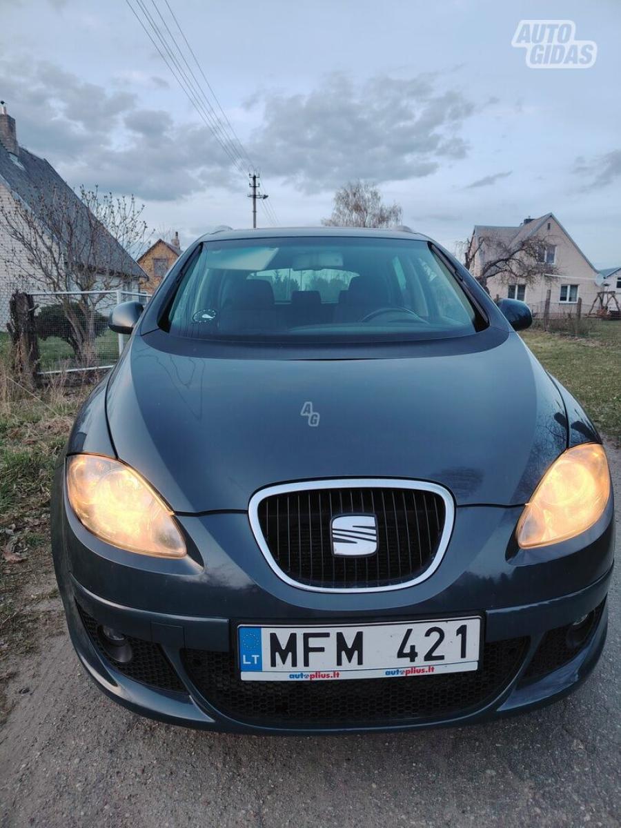 SEAT Altea XL 2009 Vilkaviškis, ar dzinēja tilpumu 2.00 L un nobraukumu 3200 tūkst. km par 2200 €, foto 4 vietnē AUTOMOTO.COM.LV